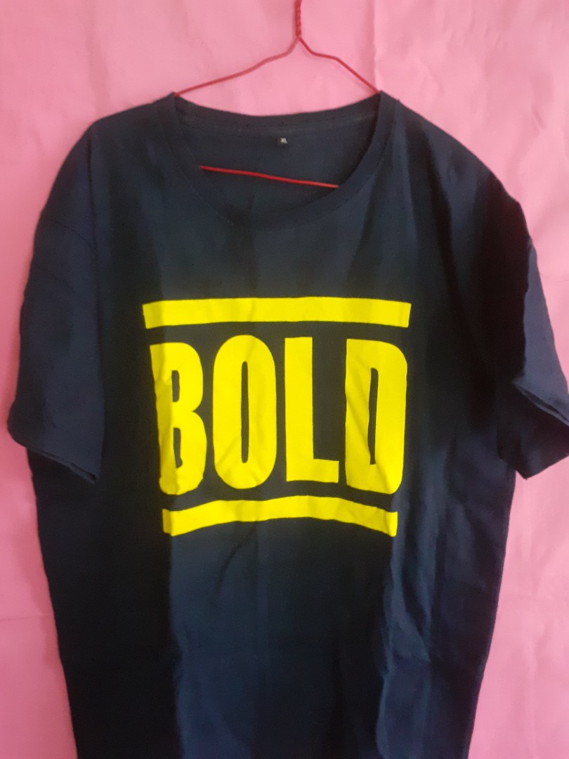 Kaos Band Bold HC (Bootleg), Fesyen Pria, Pakaian , Atasan di Carousell