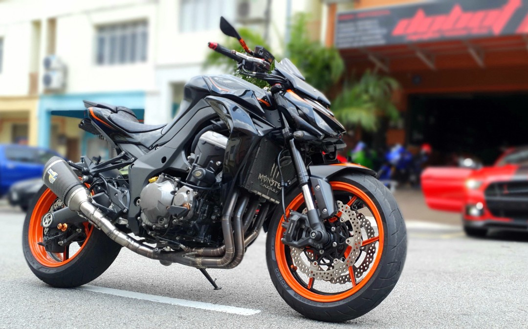 Kawasaki Z1000 Monster Energy