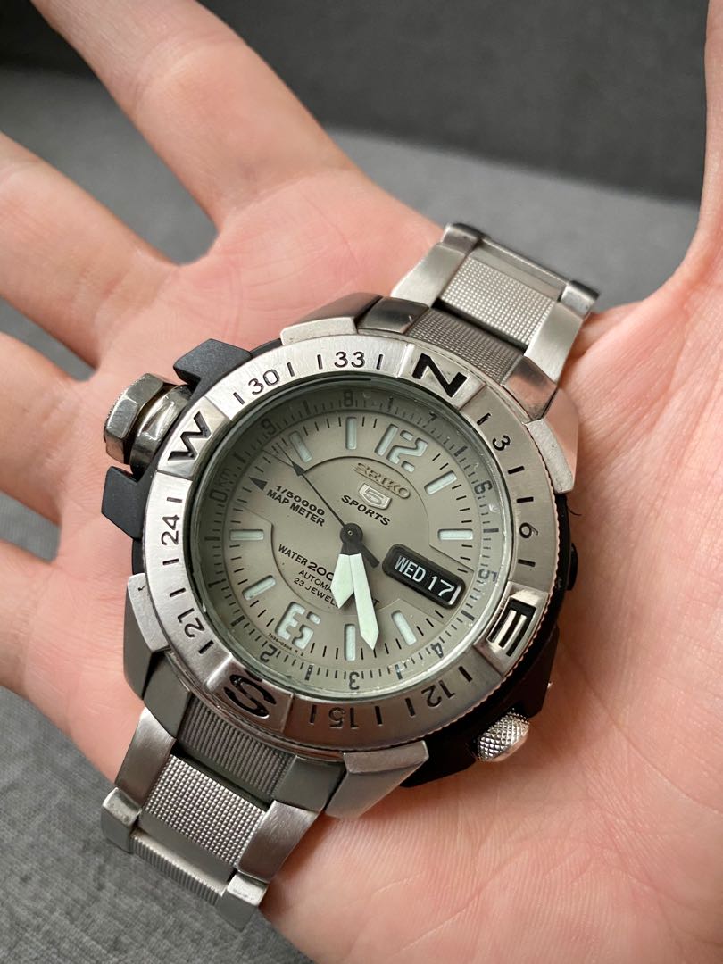 Seiko Map Meter, Men's Fashion, Watches & Accessories, Watches on Carousell