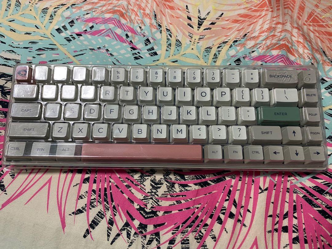 AKKO 3068 9009 Retro 68-Key (Brown Switches), Computers & Tech, Parts ...