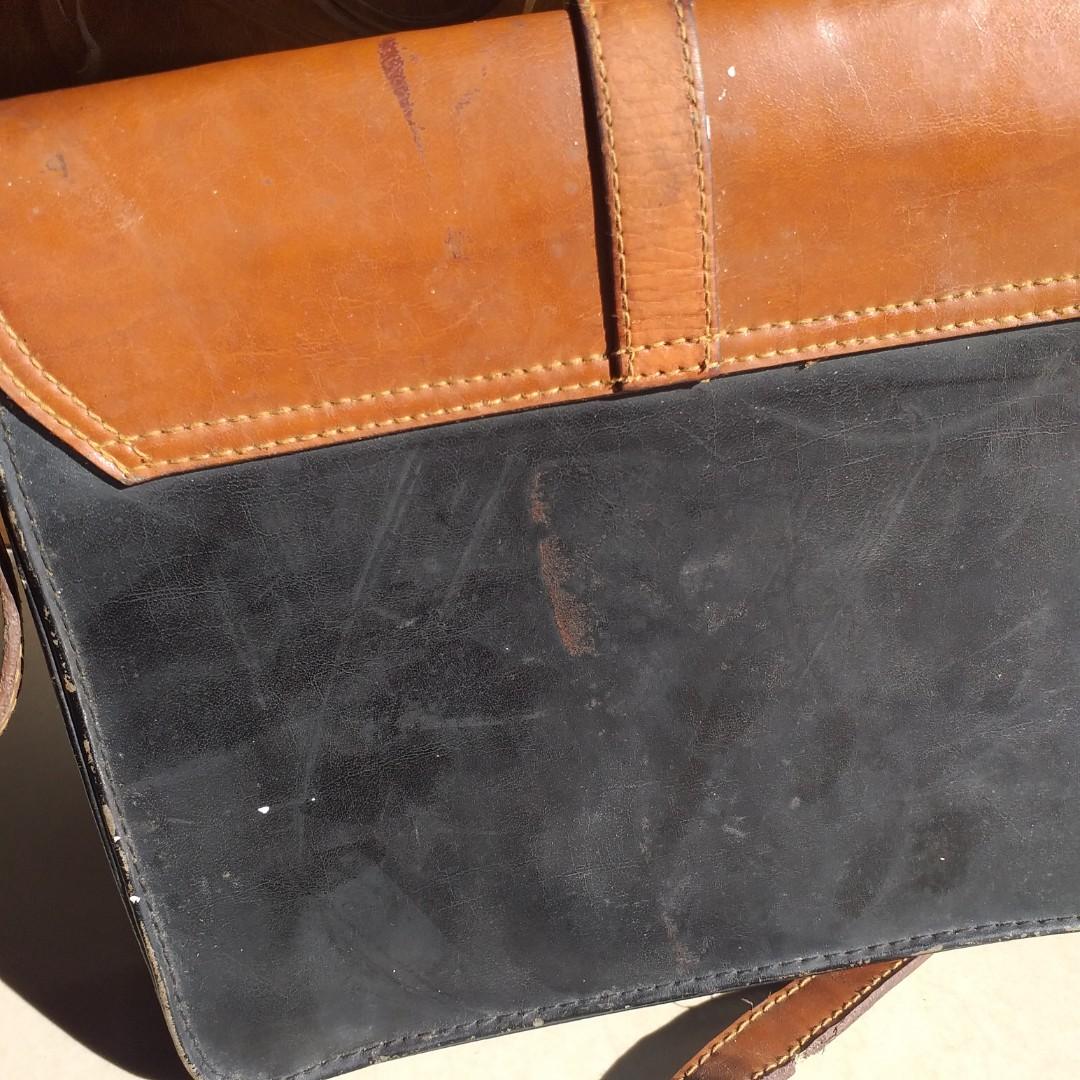 AUTHENTIC Vintage Moda Italiana Cross Body Bag Purse, Women's Fashion ...