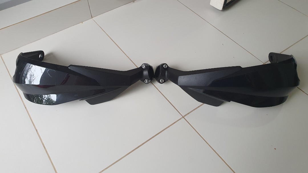 KTM Duke 125/200/390 handguard, Motorcycles, Motorcycle Accessories on ...