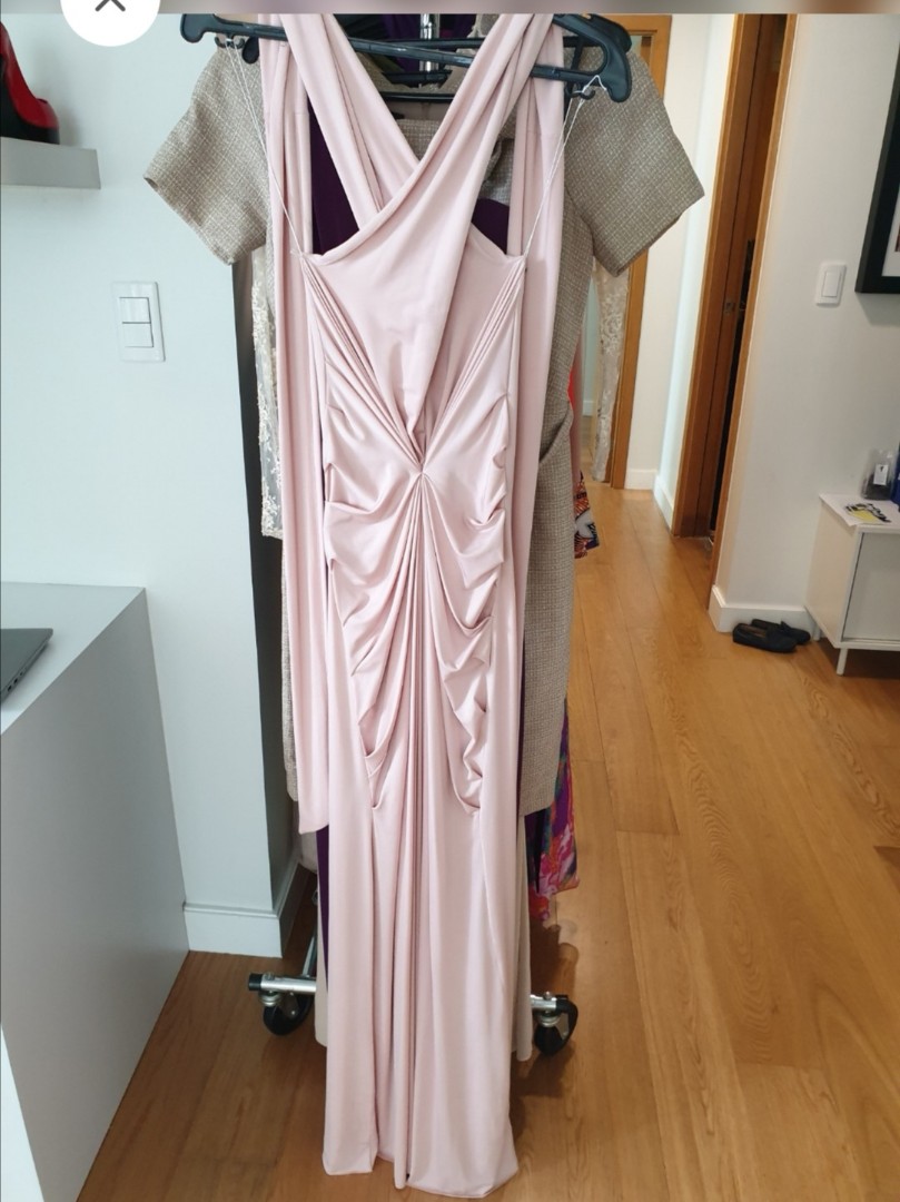 Maureen Disini gown, Women's Fashion, Dresses & Sets, Evening dresses ...