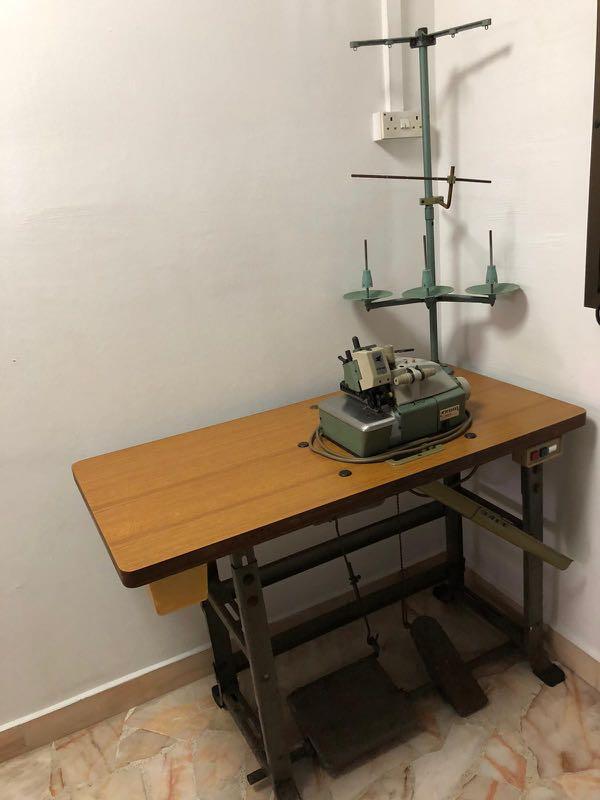 Vintage Old school sewing machine, Hobbies & Toys, Stationery & Craft ...