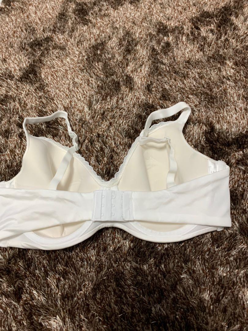 Branded Padded full cup bra size 38C, Women's Fashion, Undergarments ...