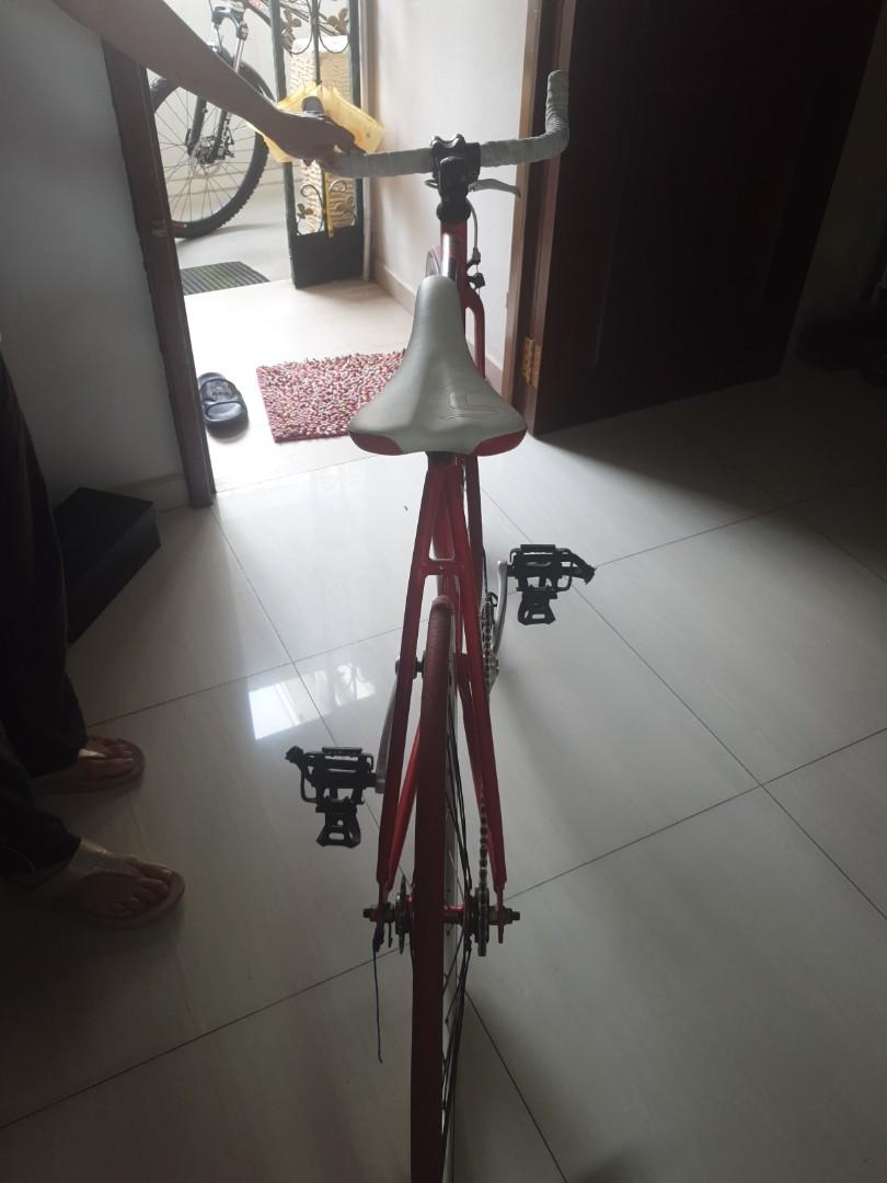 HTG Fixed Gear, Sports Equipment, Bicycles & Parts, Bicycles on Carousell