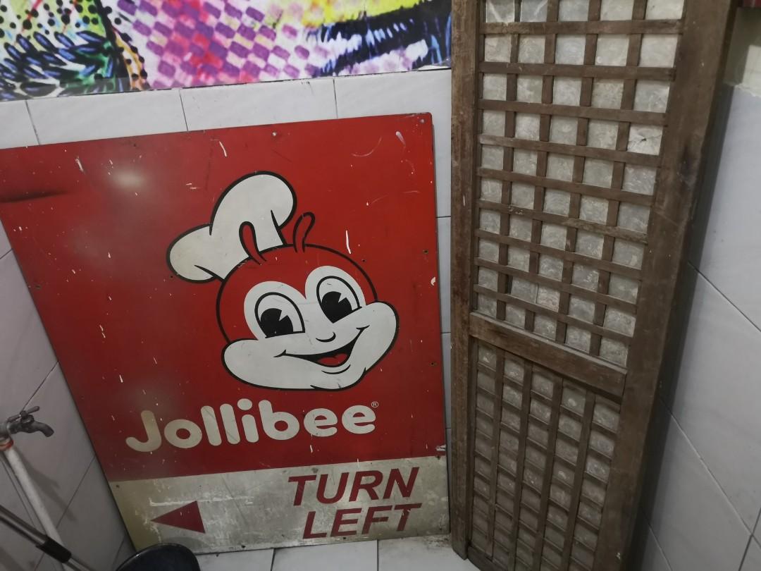 Huge Jollibee signage very HEAVY, Hobbies & Toys, Memorabilia ...