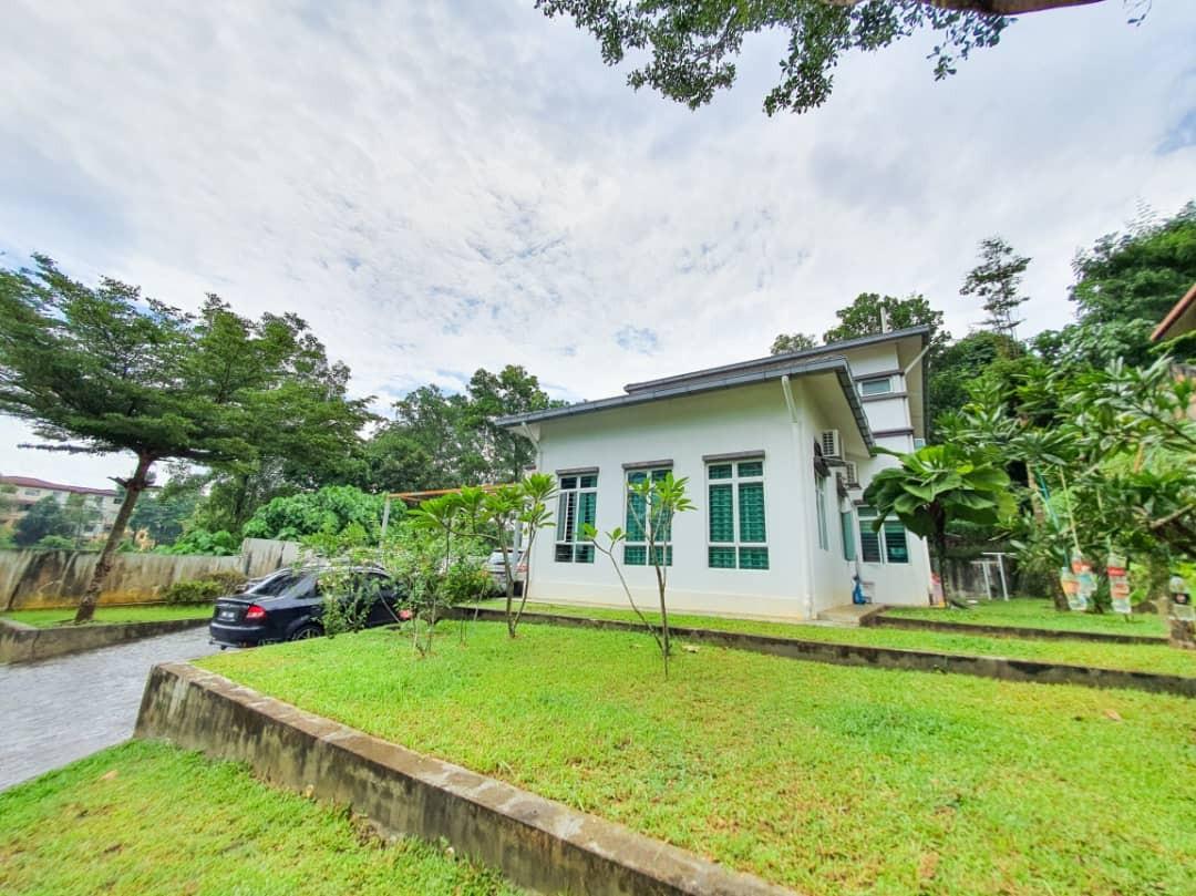 Lestari Perdana Equine Bungalow, Property, For Sale on Carousell