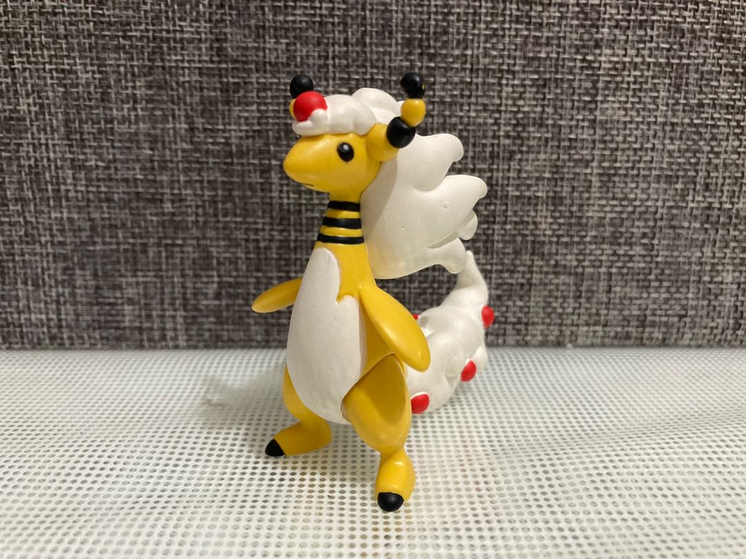Pokemon Mega Ampharos Super Size Takara Tomy Moncolle SP-025, Hobbies ...