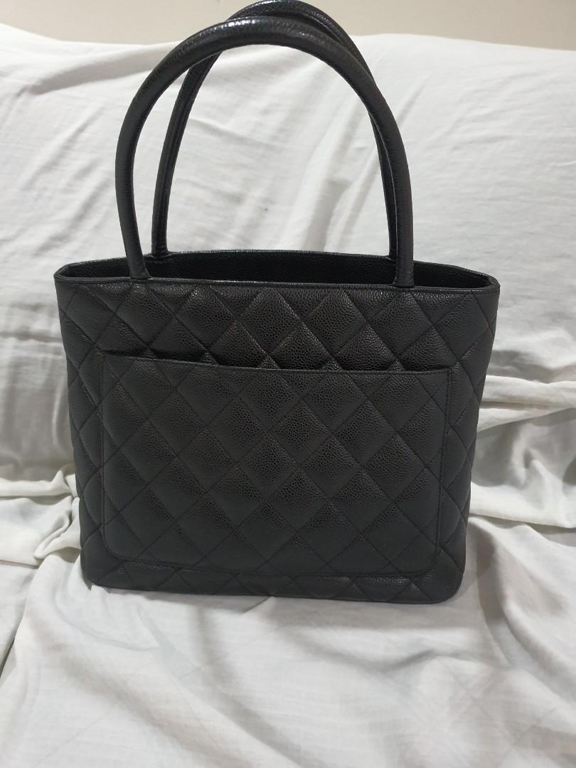 Vintage hand carry Chanel (CAVIAR), Luxury, Bags & Wallets on Carousell