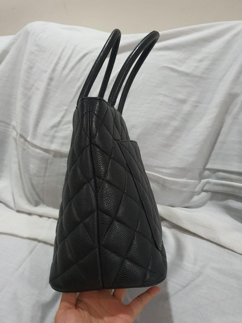 Vintage hand carry Chanel (CAVIAR), Luxury, Bags & Wallets on Carousell