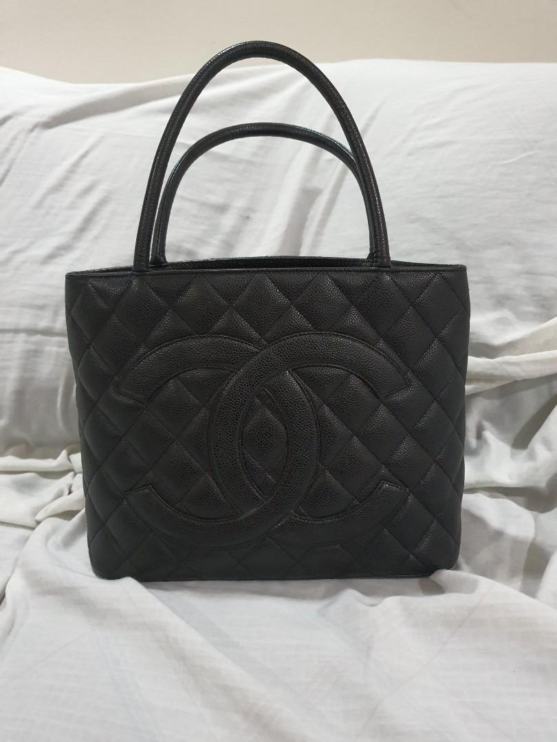 Vintage hand carry Chanel (CAVIAR), Luxury, Bags & Wallets on Carousell