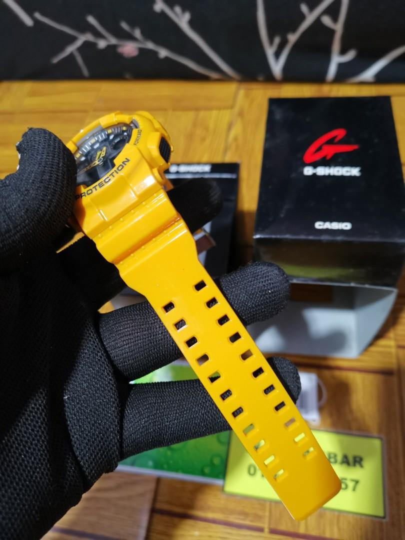 Casio G-SHOCK GA-100A-9ADR Bumblebee, Men's Fashion, Watches ...