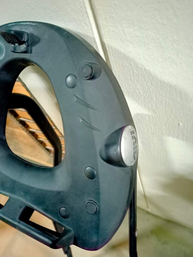 GIVI box and bracket for sniper, Motorcycles, Motorcycle Accessories on ...