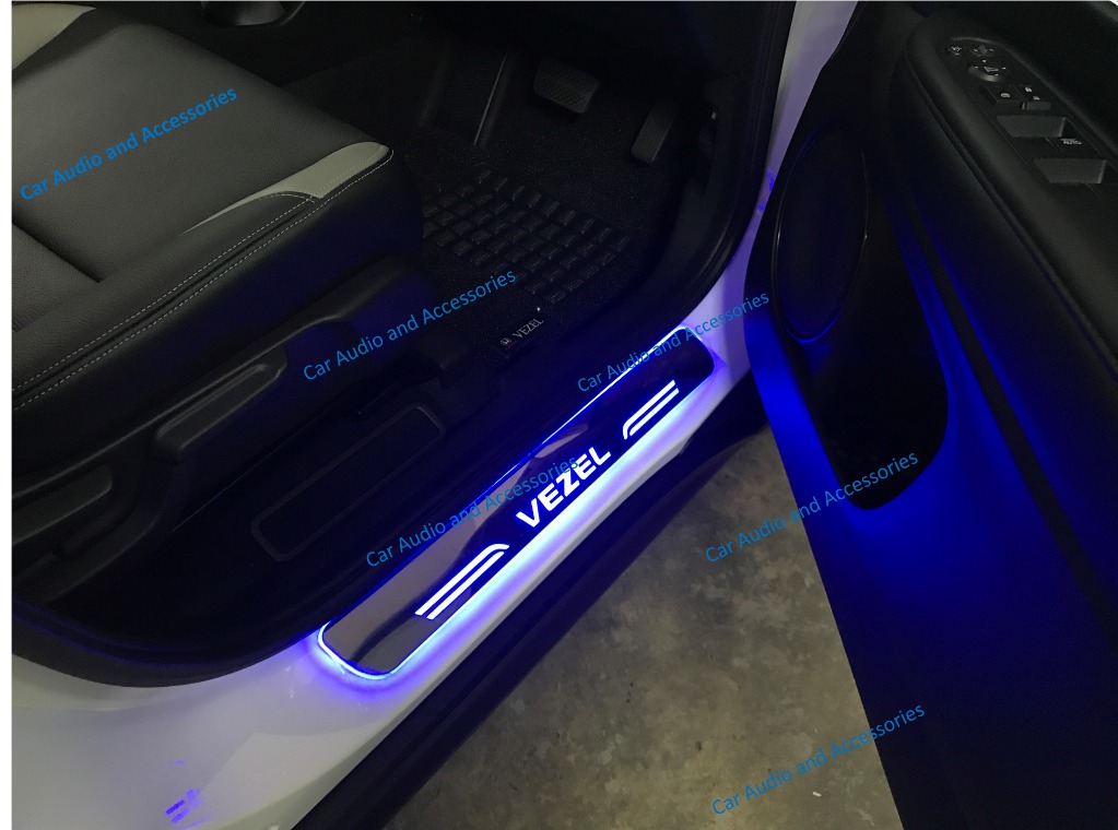 Honda Vezel LED Scuff Plate @ door frame latest 2023 / 2022 / 2021 ...