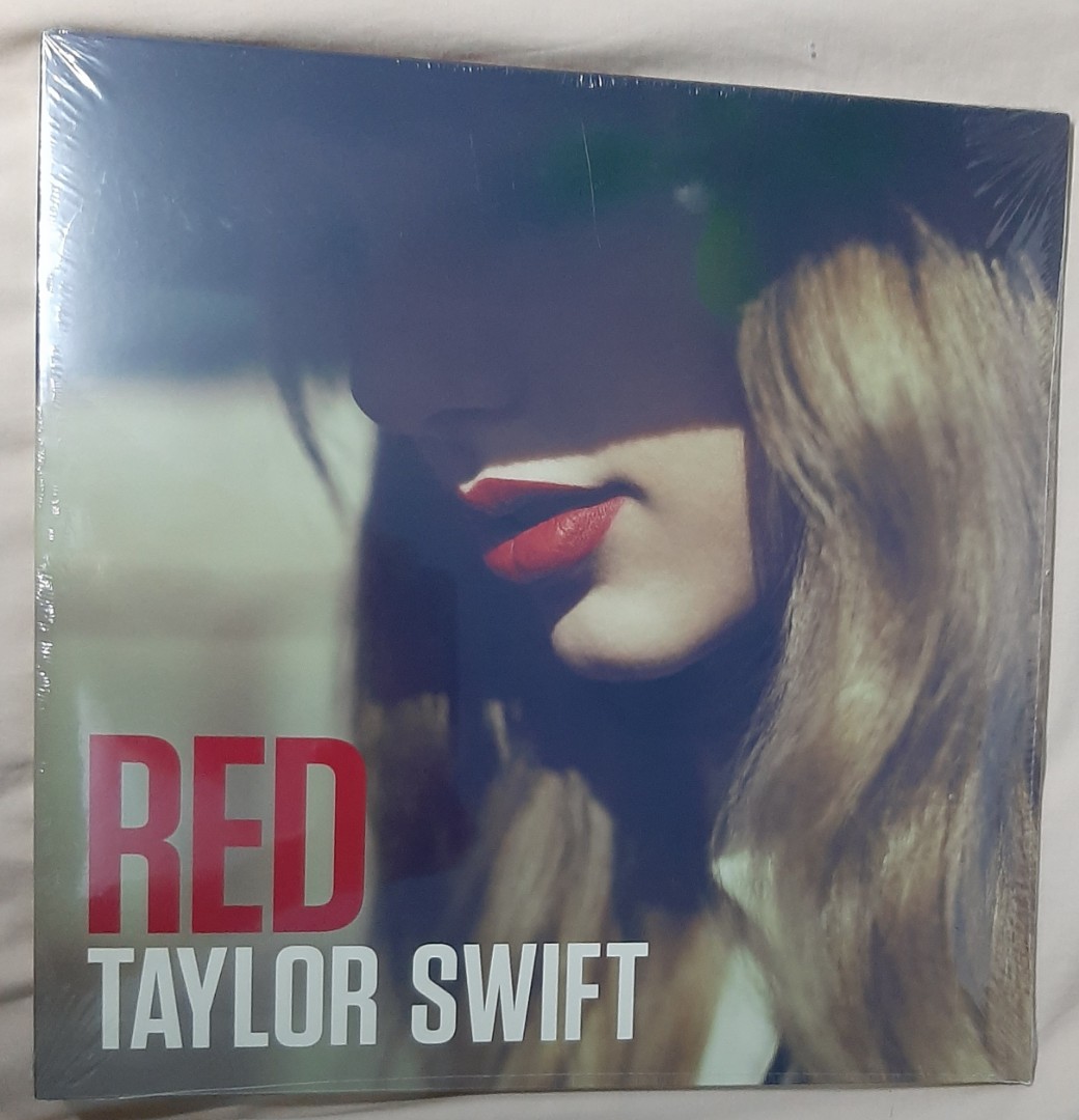 Taylor Swift Red Vinyl, Hobbies & Toys, Music & Media, Vinyls on Carousell