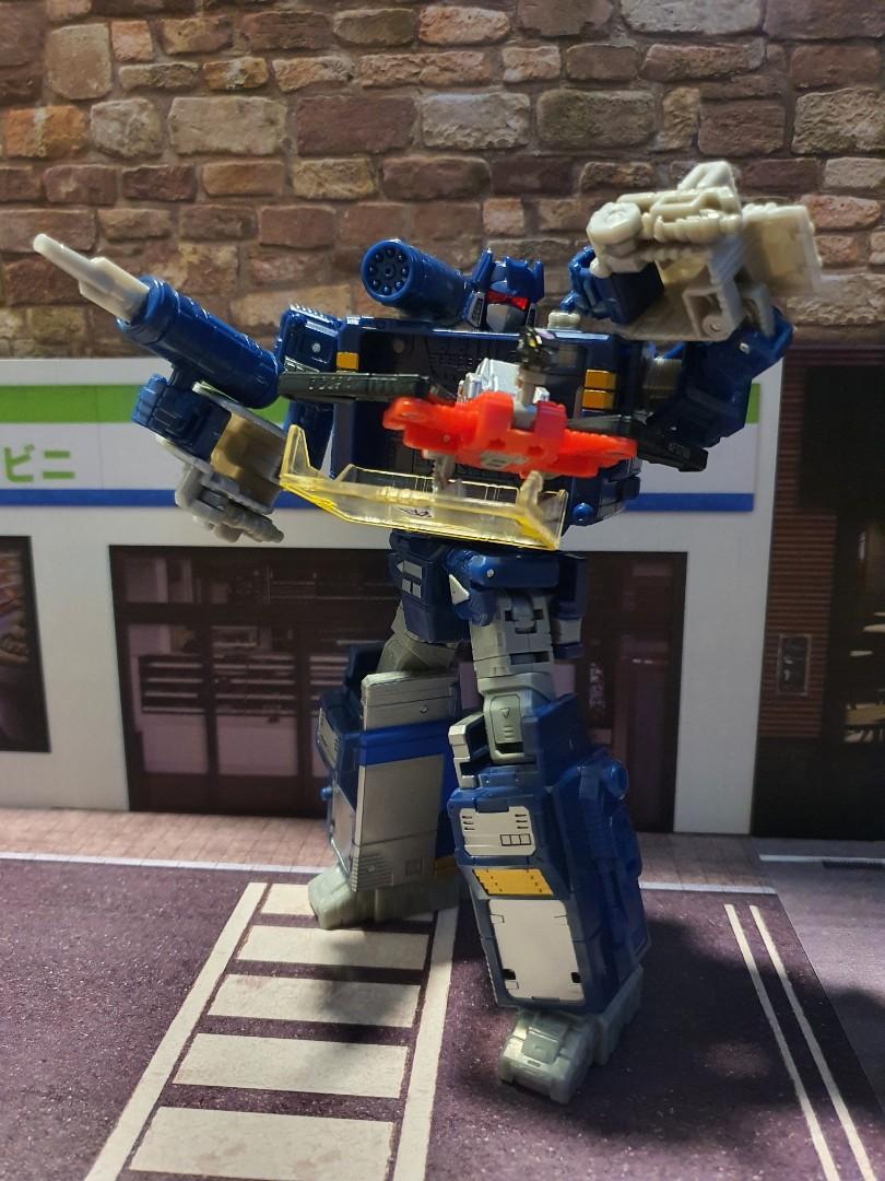 Transformers WFC Netflix Soundwave, Hobbies & Toys, Toys & Games on ...