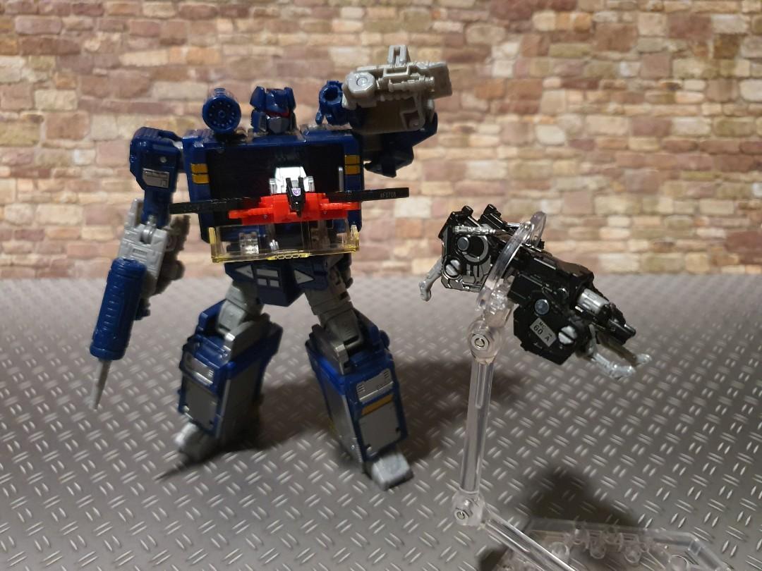 Transformers WFC Netflix Soundwave, Hobbies & Toys, Toys & Games on ...