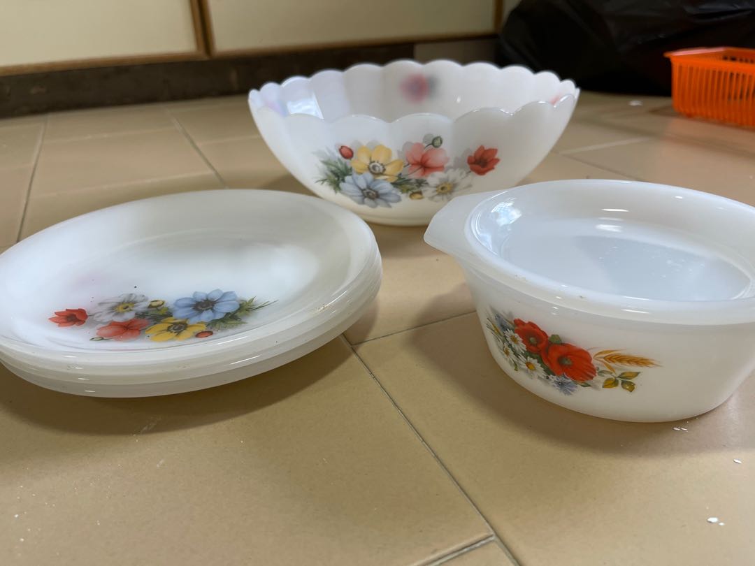 Arcopal glass plates and bowls, Furniture & Home Living, Kitchenware ...