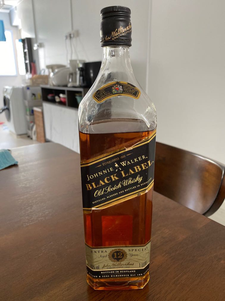 Black Label 1 litre, Food & Drinks, Alcoholic Beverages on Carousell