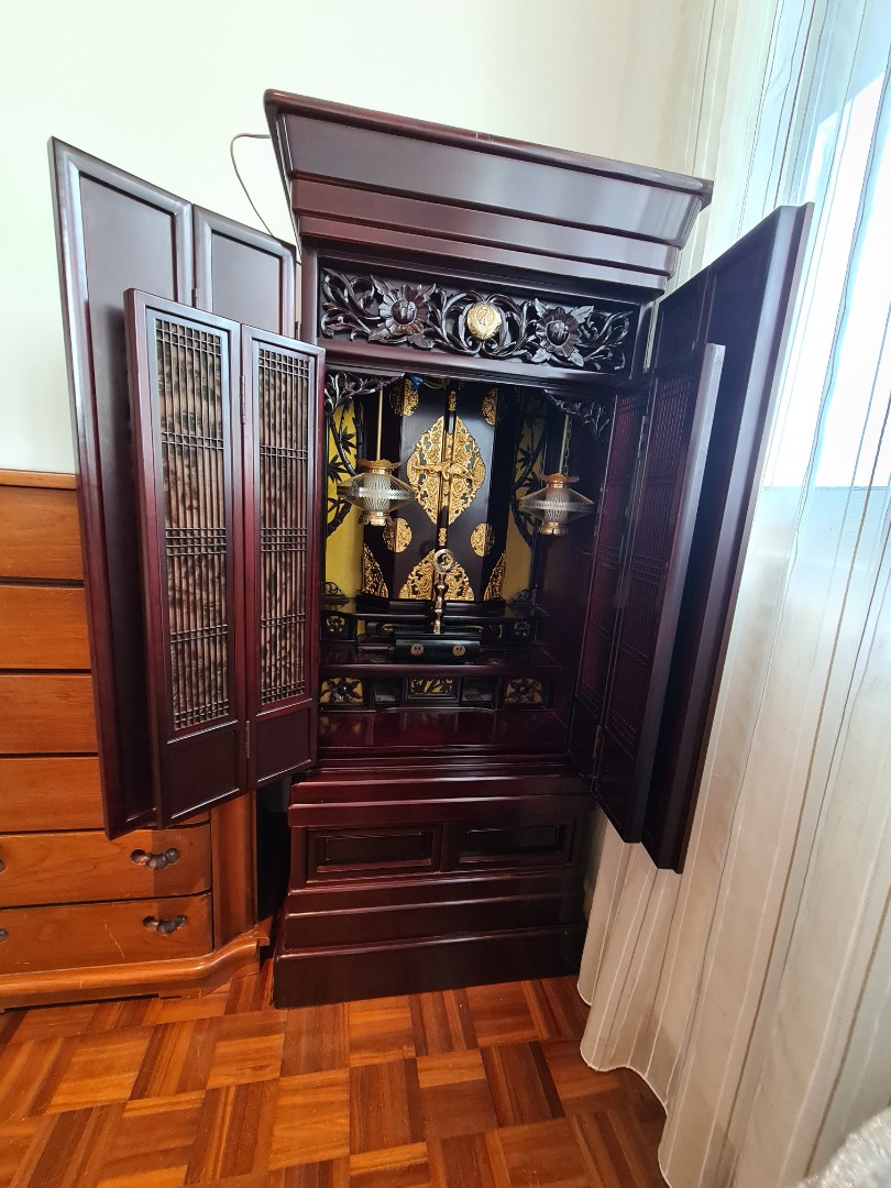 Japanese Altar Cabinet [Butsudan], Hobbies & Toys, Memorabilia ...