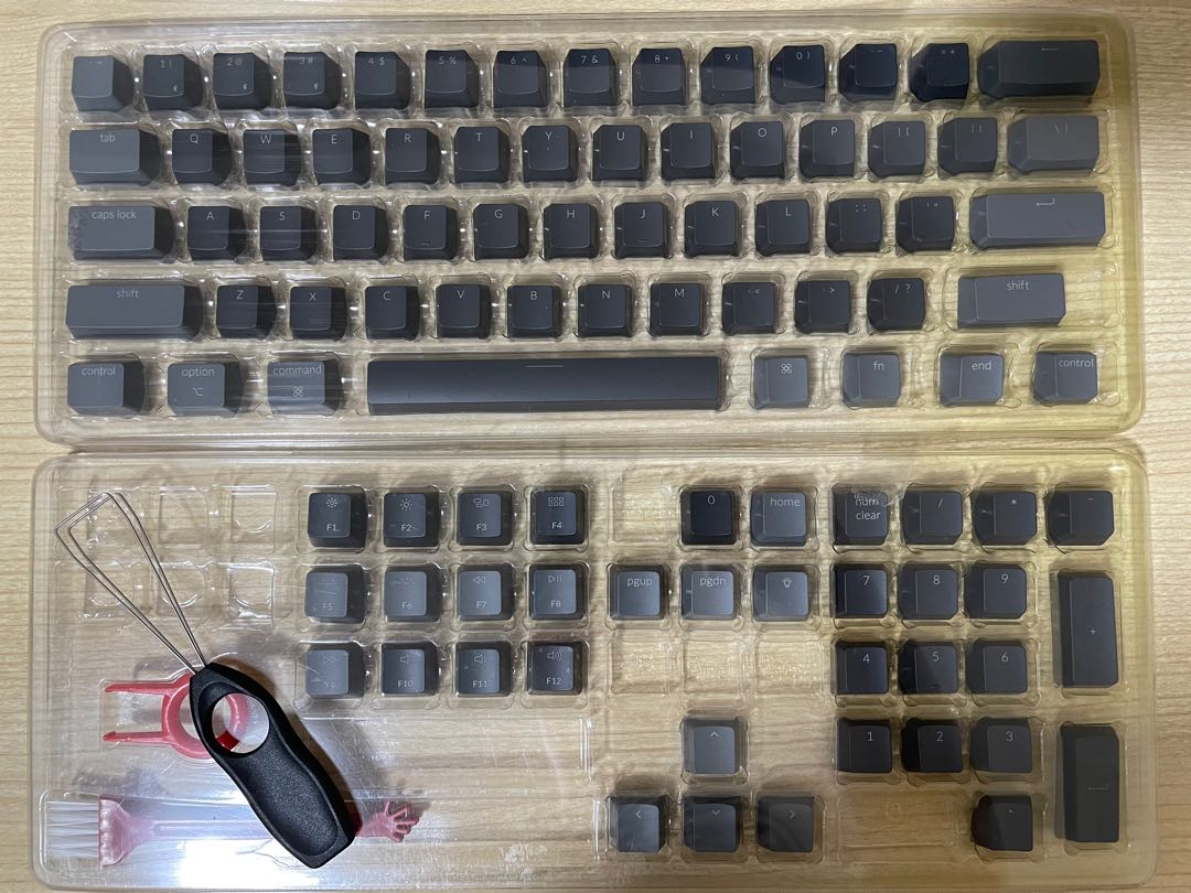Keychron ABS shine through keycaps with pullers and brush, Computers ...