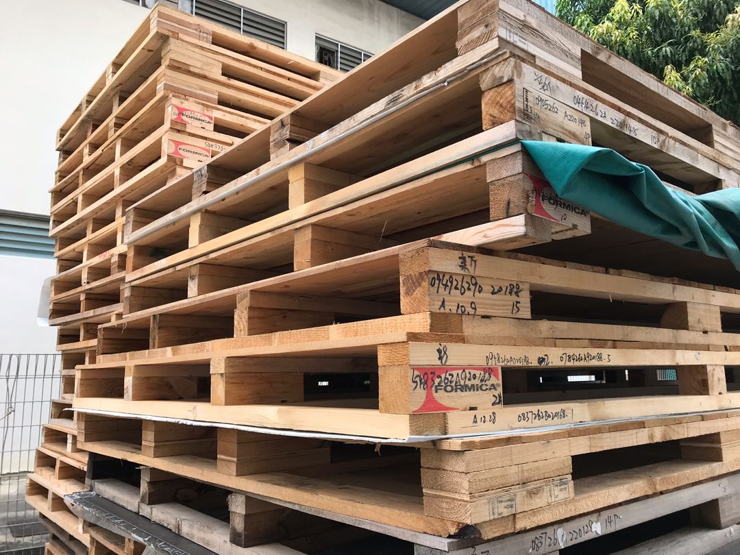 Kiln Dried wooden Pallets., Everything Else on Carousell