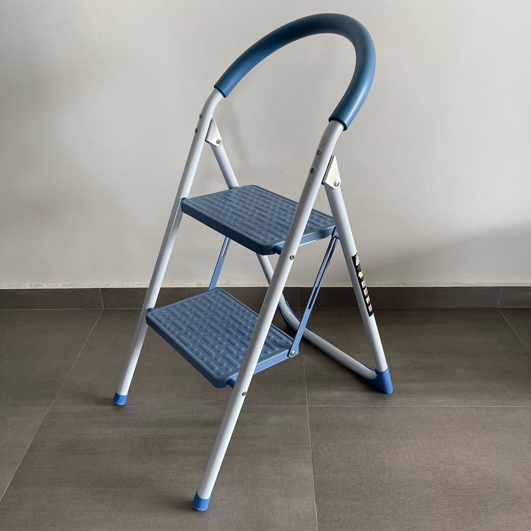 2 Steps Ladder, Everything Else on Carousell