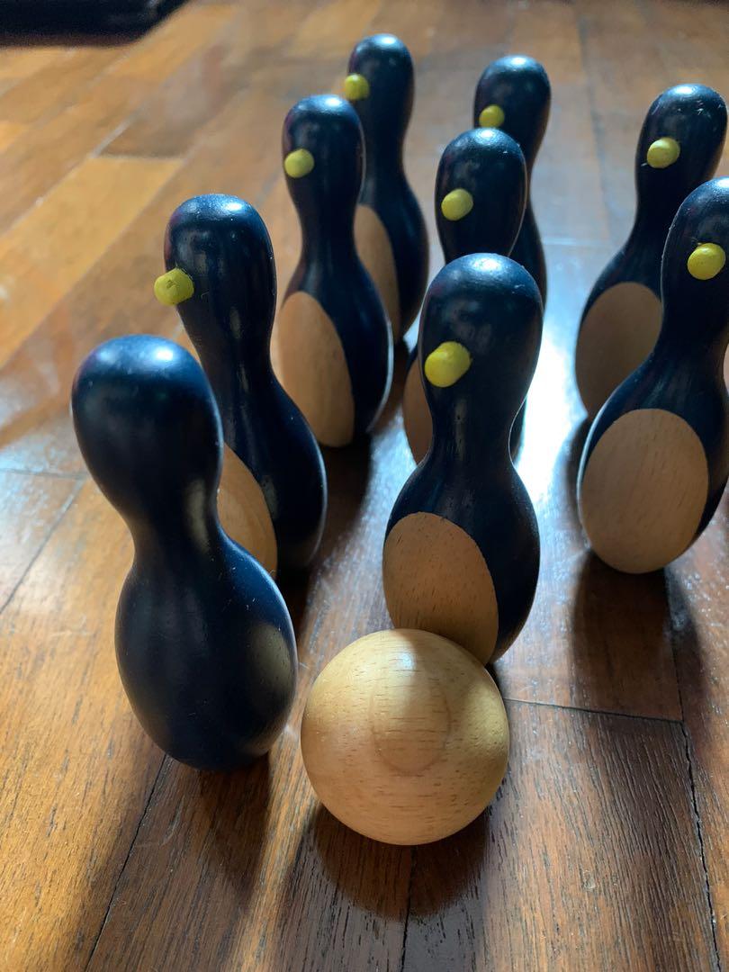 Muji Ten Piece Wooden Penguin Skittles Set (bowling pins), Hobbies ...