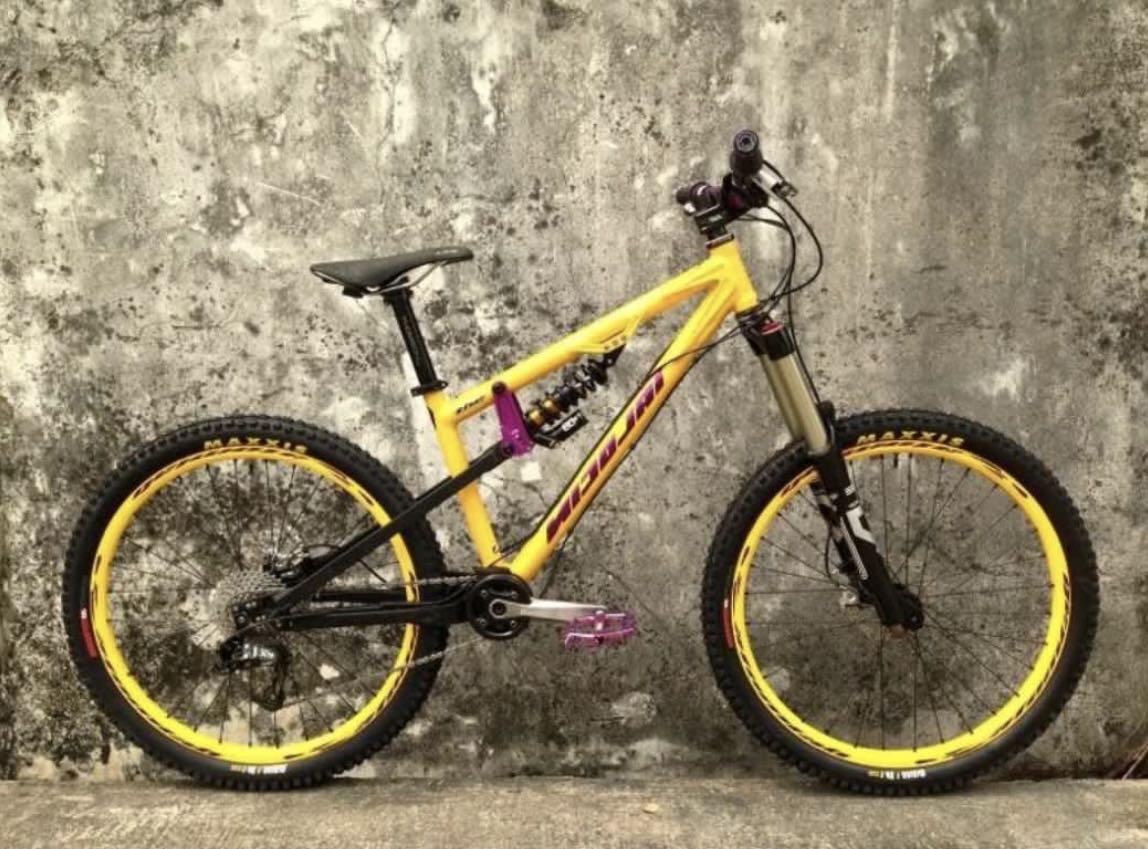 Nicolai Helius AM/DH full suspension with canecreek DB rear suspension ...