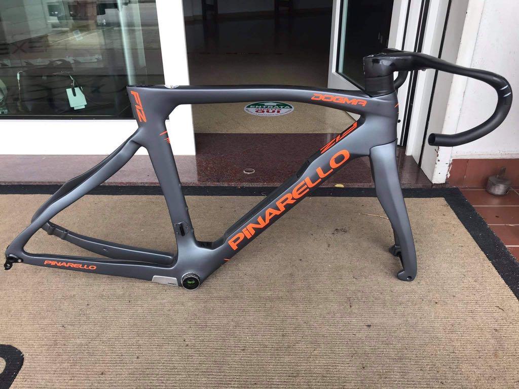 Pinarello F12 disc 51.5 frameset, Sports Equipment, Bicycles & Parts ...