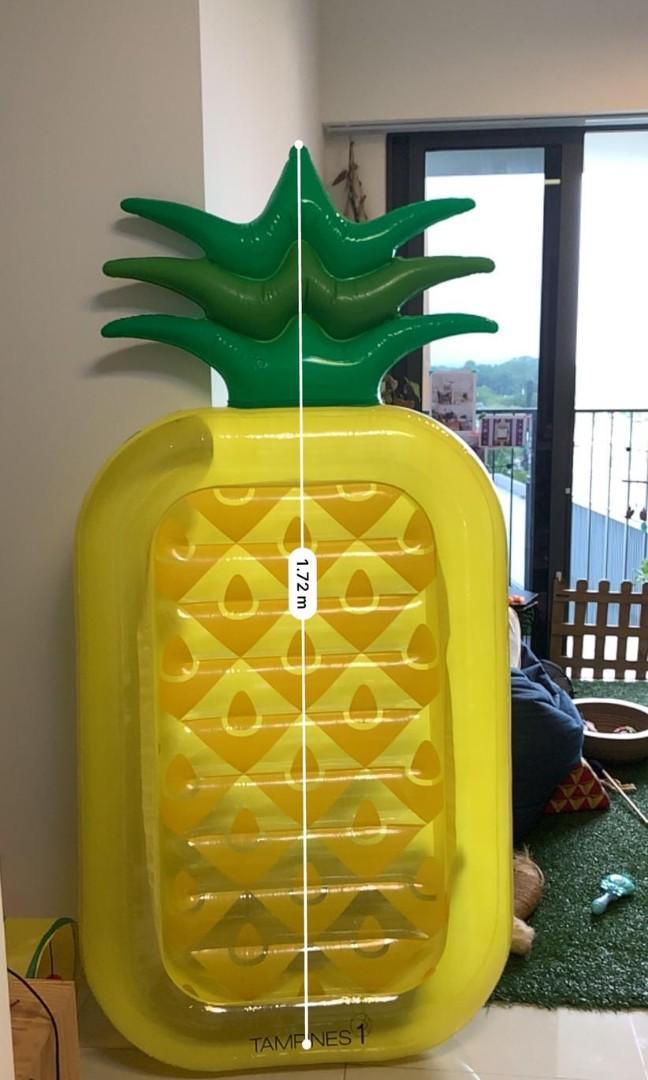 Pineapple giant Jumbo Inflatable pineapple fruit Float. Swimming pool ...