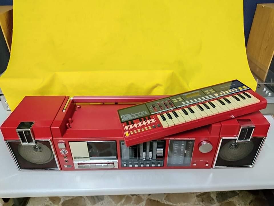 RARE (See Video) Red Vintage Boombox Ghettoblaster Cassette with ...