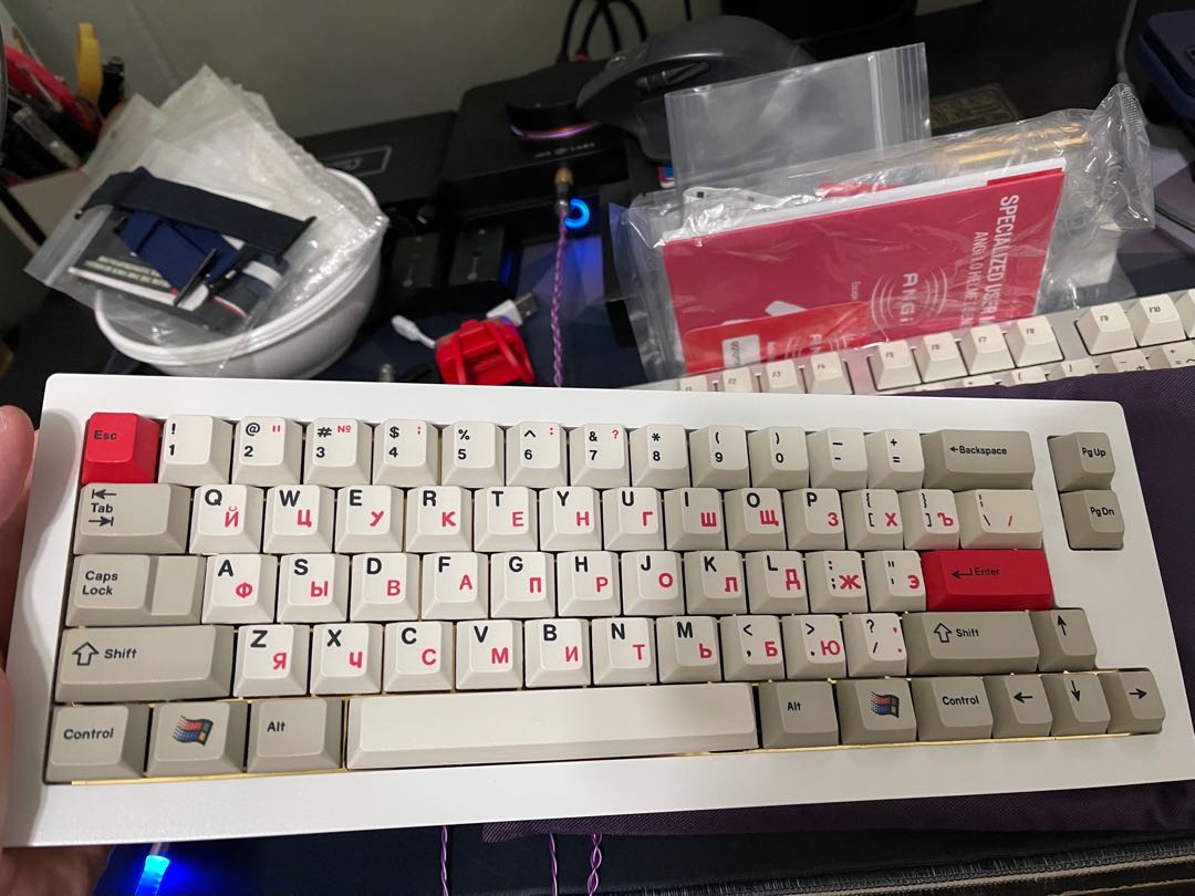 Volcano660 e-white mechanical keyboard, Computers & Tech, Parts ...