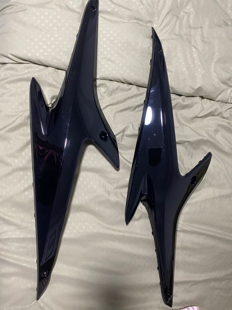 Aerox side panel, Motorcycles, Motorcycle Accessories on Carousell