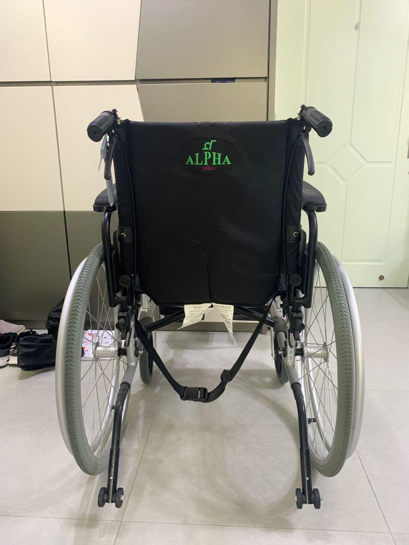 Alpha Wheelchair 輪椅, 傢俬＆家居, 傢俬, 椅子 - Carousell