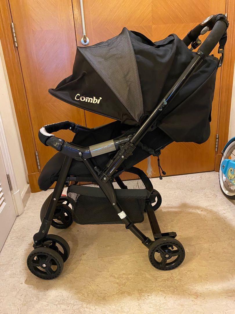 Combi Urban Walker Lite stroller, Babies & Kids, Going Out, Strollers ...