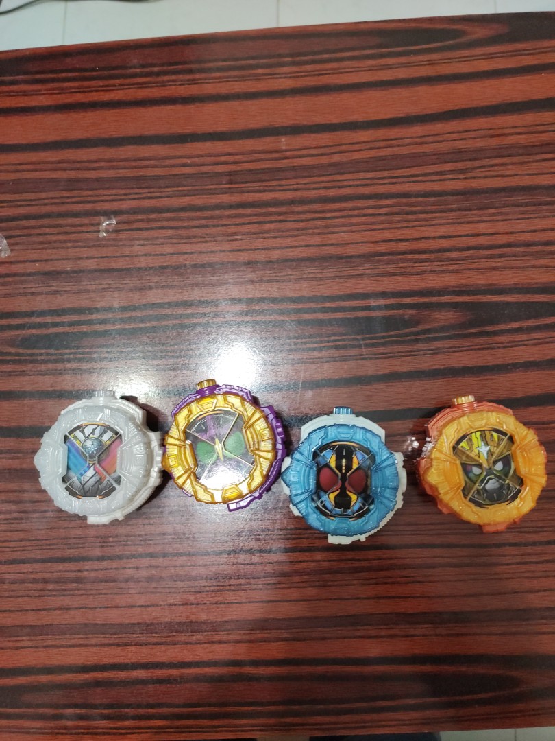 DX Kamen Rider zio OOO+EX-aid+fourze+build最終形態表, 興趣及遊戲, 玩具 & 遊戲類 ...