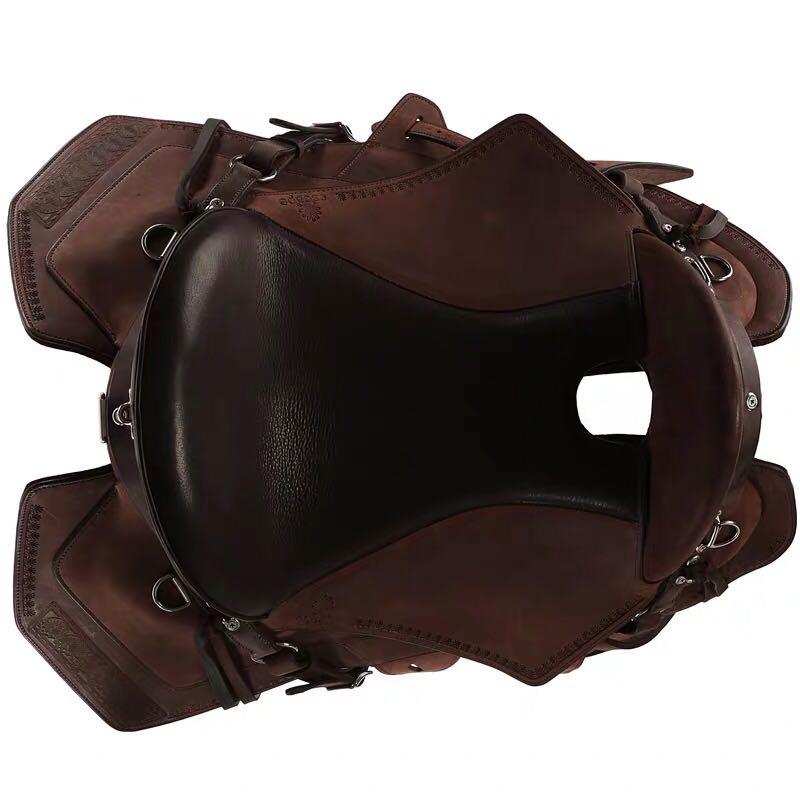 Horse saddle Italian leather , Everything Else on Carousell