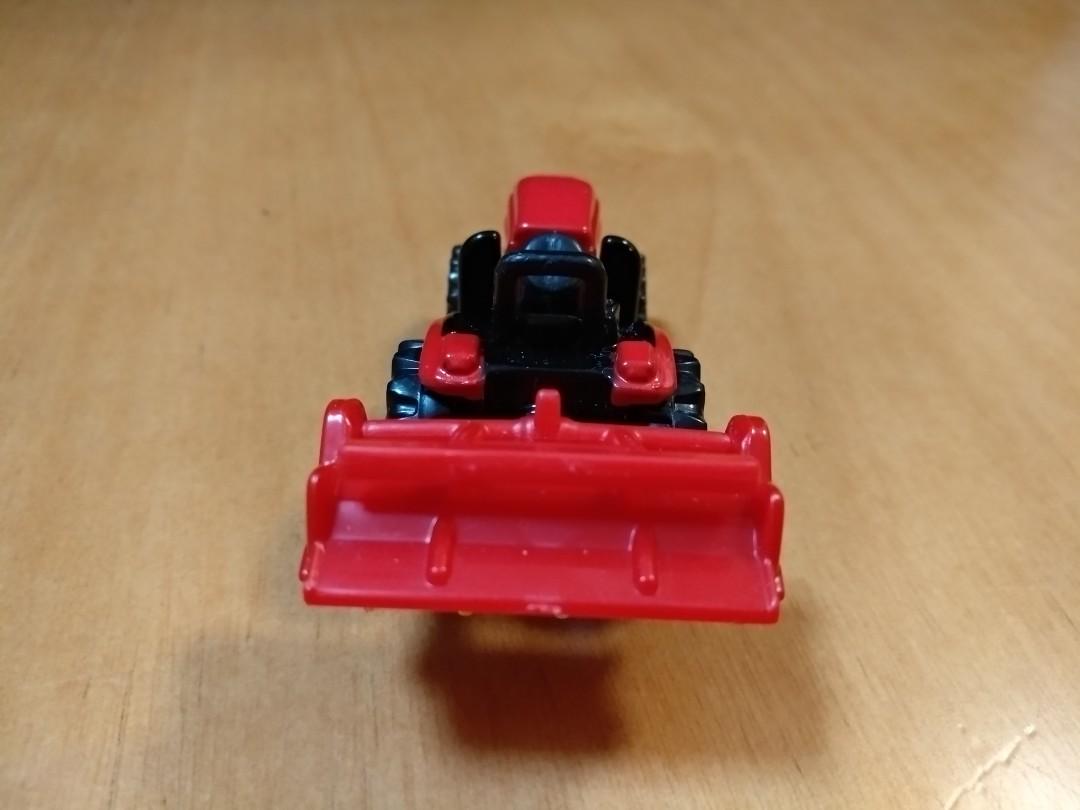 Tomica Yanmar Tractor 車仔, 興趣及遊戲, 玩具 & 遊戲類 - Carousell