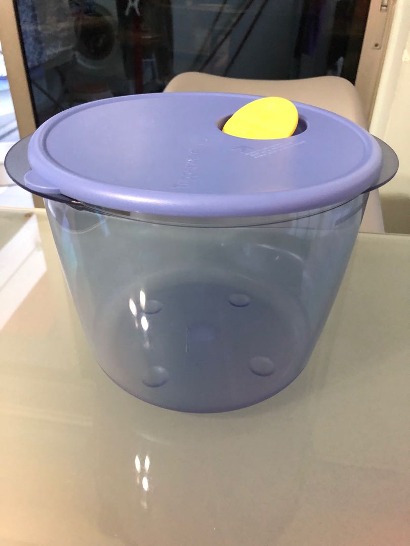 Tupperware freeze and microwave reheatable serving bowl, Furniture ...