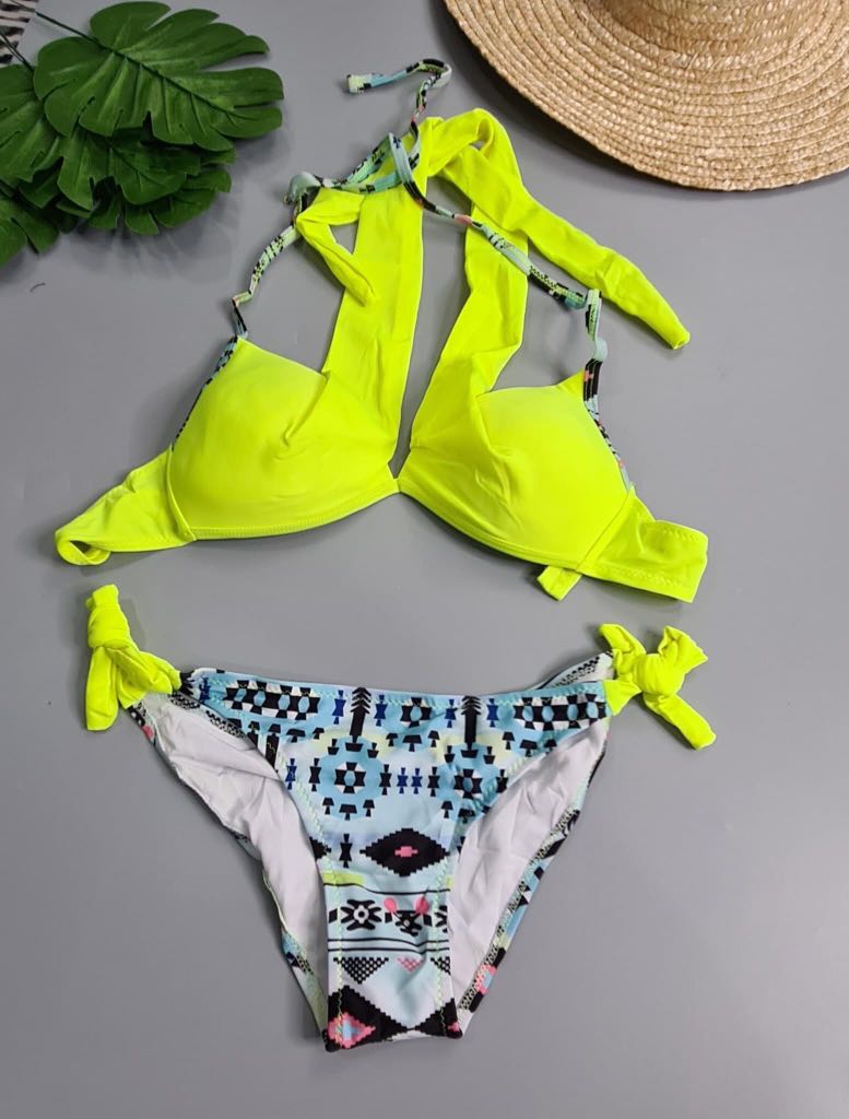 Neon Green Two Piece Swimsuit Medium Size, Women's Fashion, Swimwear ...