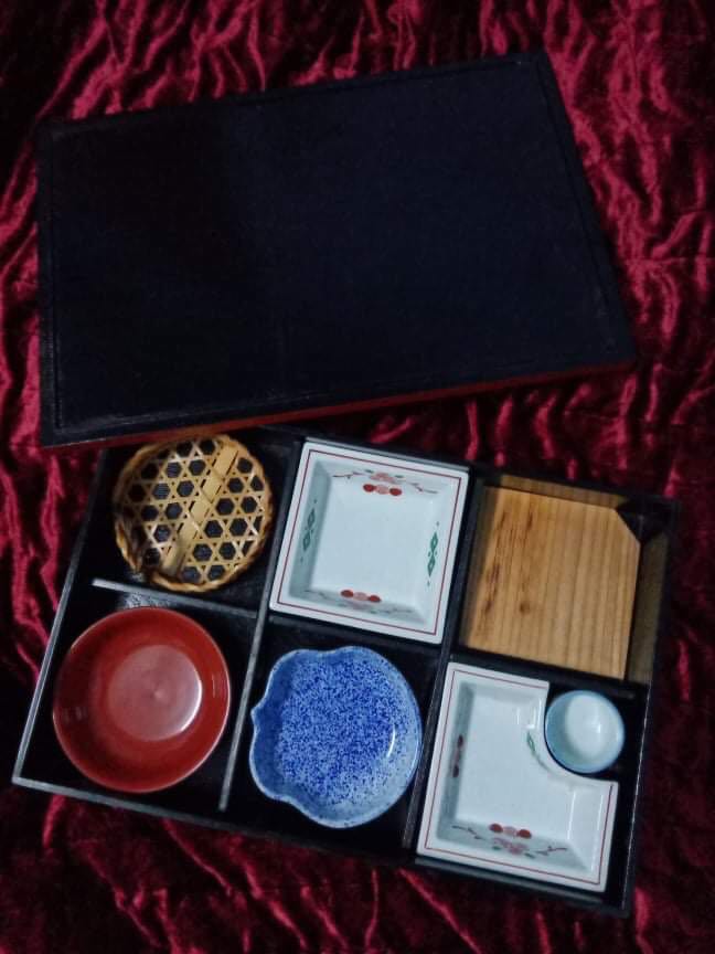 ARITA SET with BENTO BOX, Furniture & Home Living, Kitchenware ...