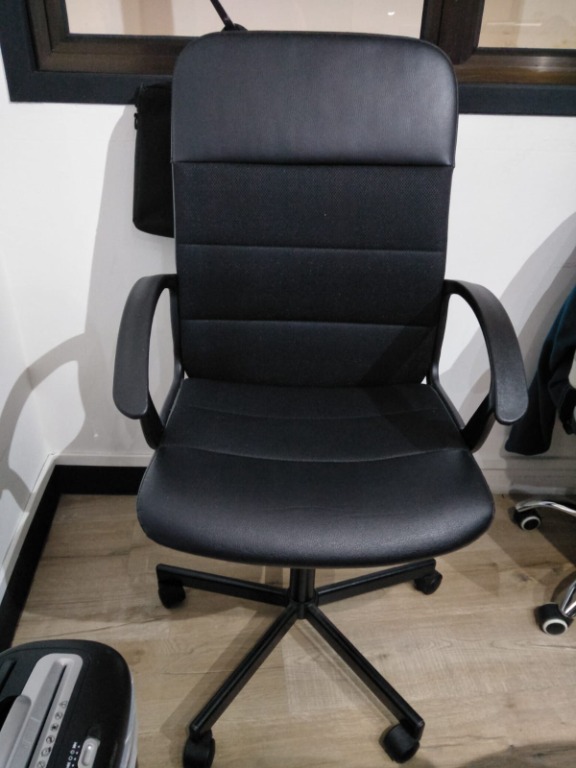 Black Back Rest Chair, Furniture & Home Living, Furniture, Chairs on ...