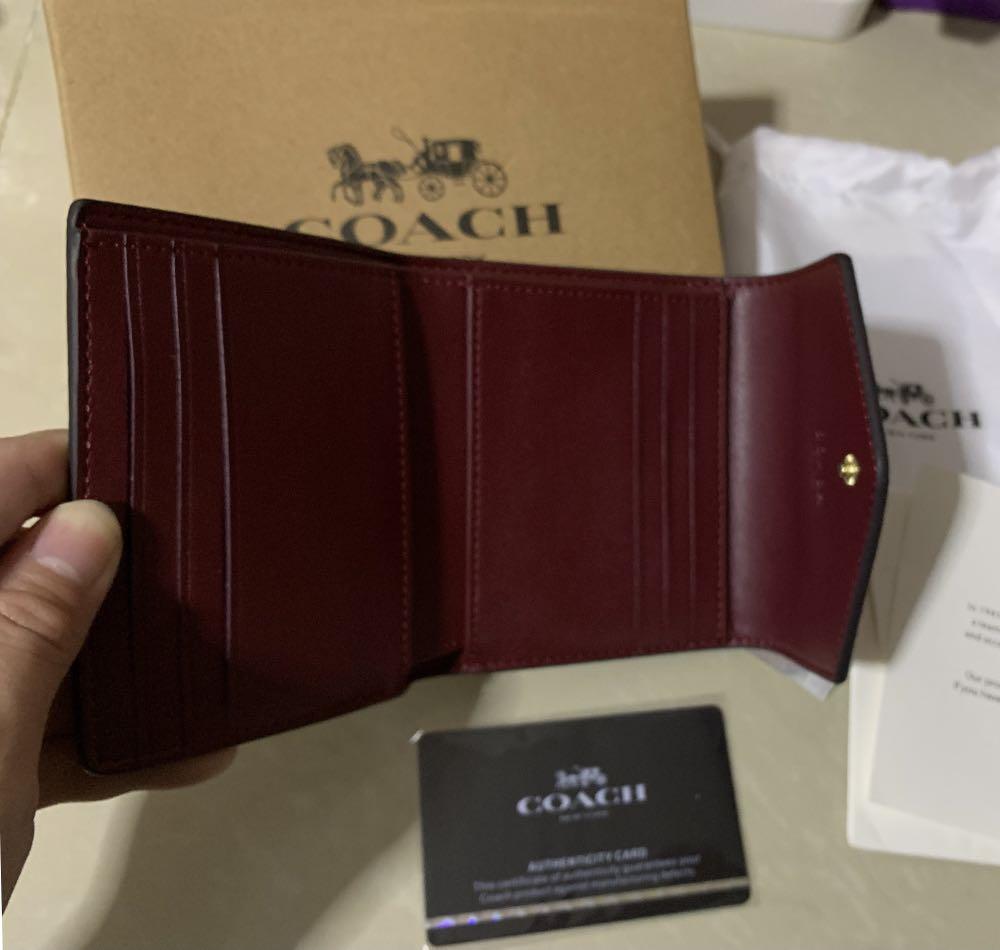 Coach Women Tri Fold Wallet ( Ready Stock ), Women's Fashion, Bags ...