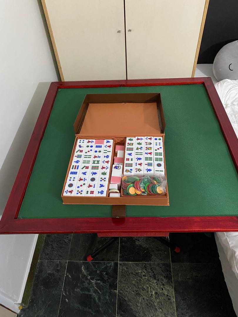 Mahjong Set + Table (A1), Hobbies & Toys, Toys & Games on Carousell