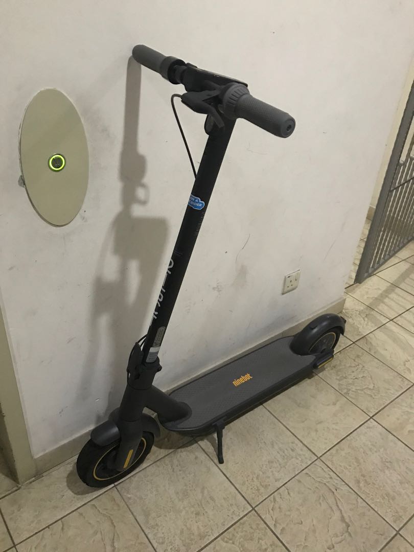 Ninebot MAX E-scooter, Sports Equipment, PMDs, E-Scooters & E-Bikes, E ...