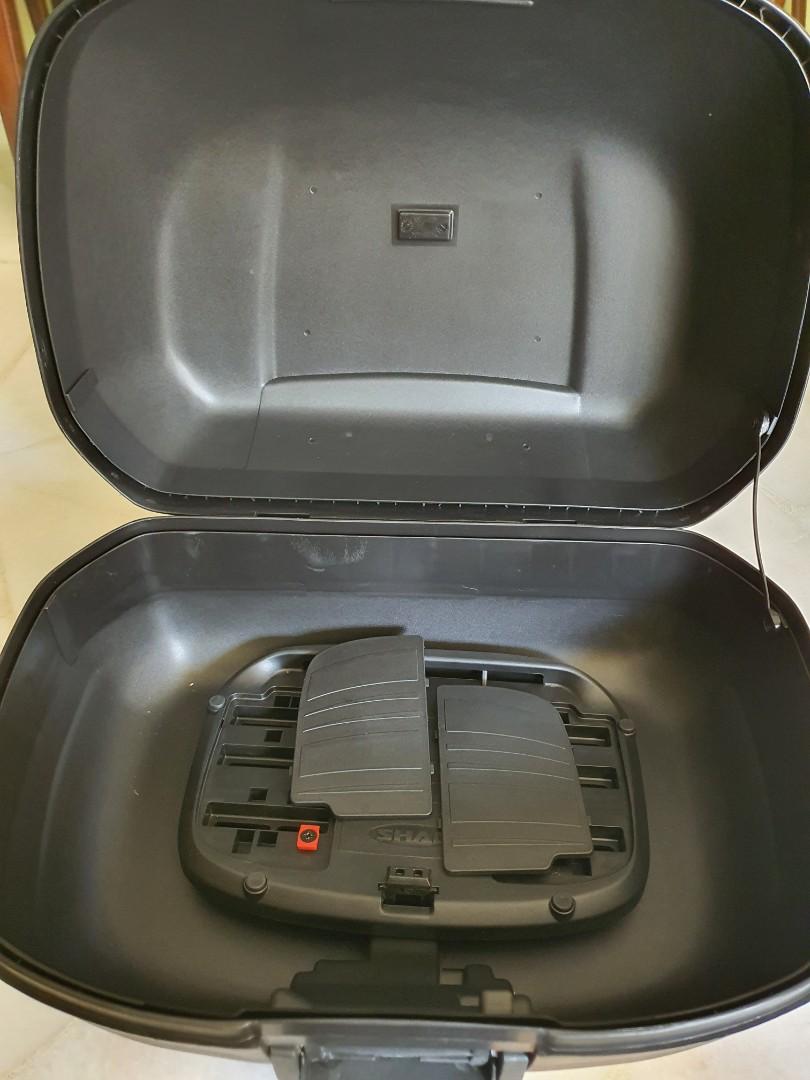 Shad 42 Top Box w Base plate, Motorcycles, Motorcycle Accessories on ...