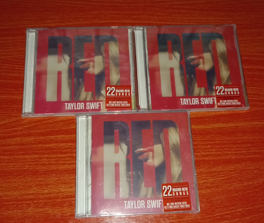 Taylor swift cd, Hobbies & Toys, Music & Media, CDs & DVDs on Carousell