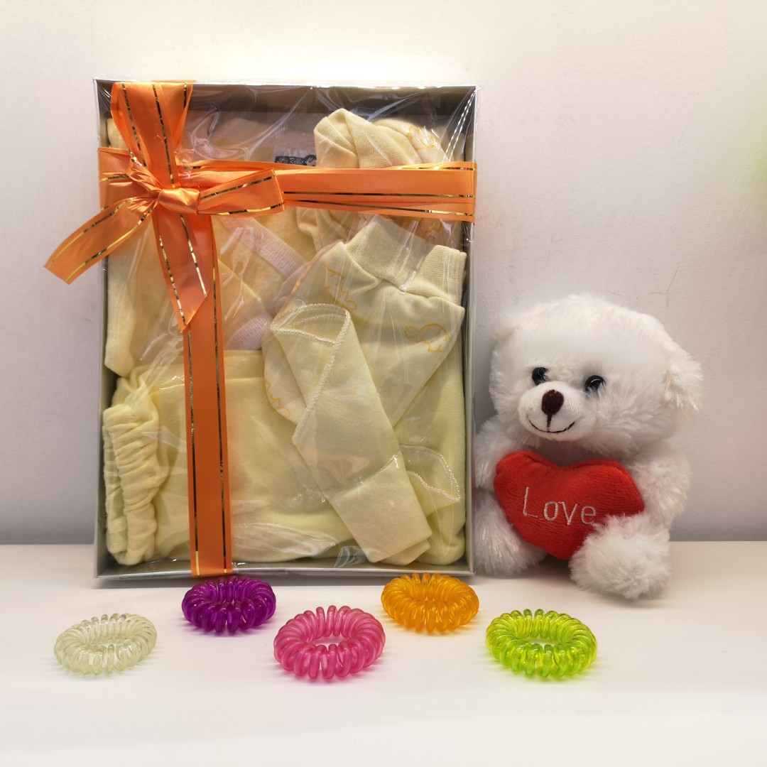 Unisex Gift Set, Babies & Kids, Babies & Kids Fashion on Carousell